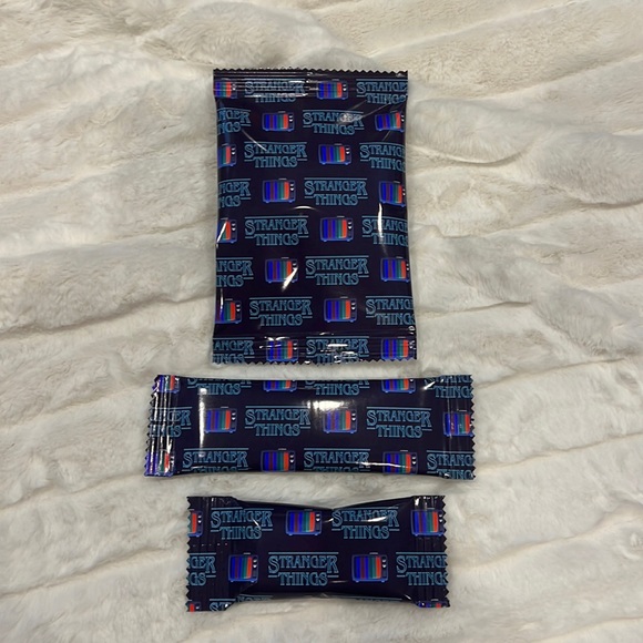 kiki designs | Other | Custom Stranger Things Party Favors Chip Bag ...